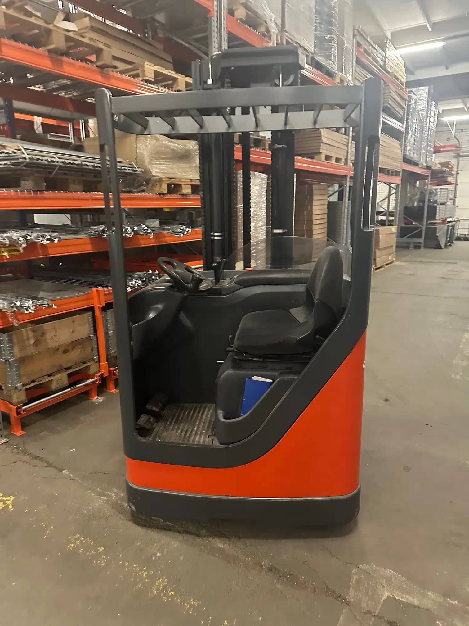 Used Stacker Linde R14 - Balti Laomeister